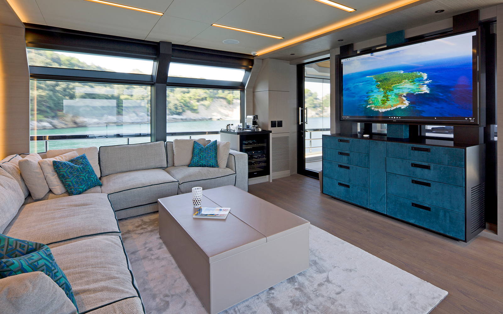 Andreika - H2 Yacht Design