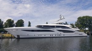 Galvas - H2 Yacht Design