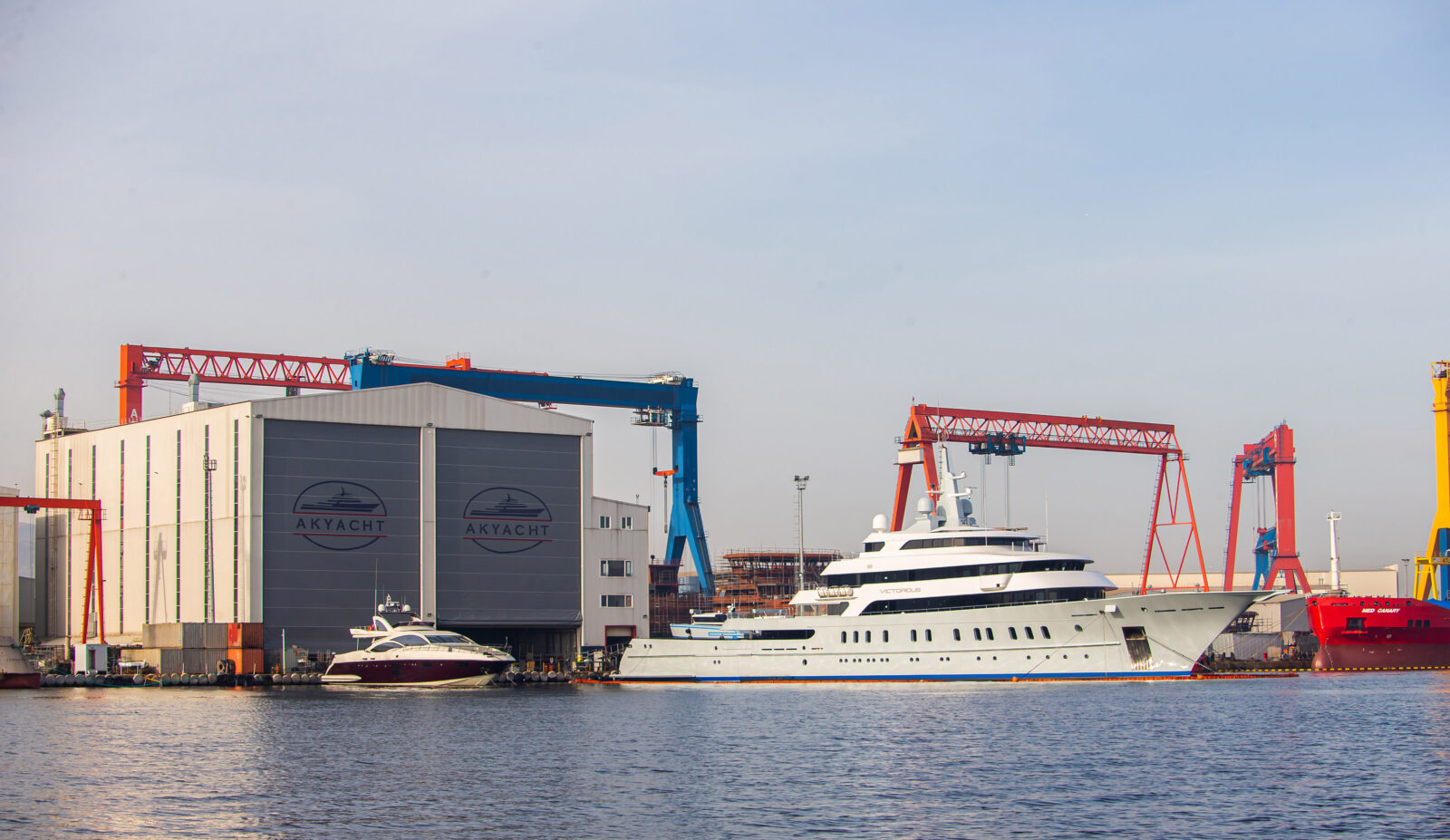 AKYACHT launches 85m explorer superyacht Victorious in Turkey - H2 ...