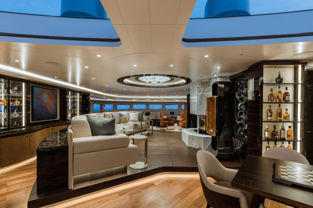 Victorious - H2 Yacht Design